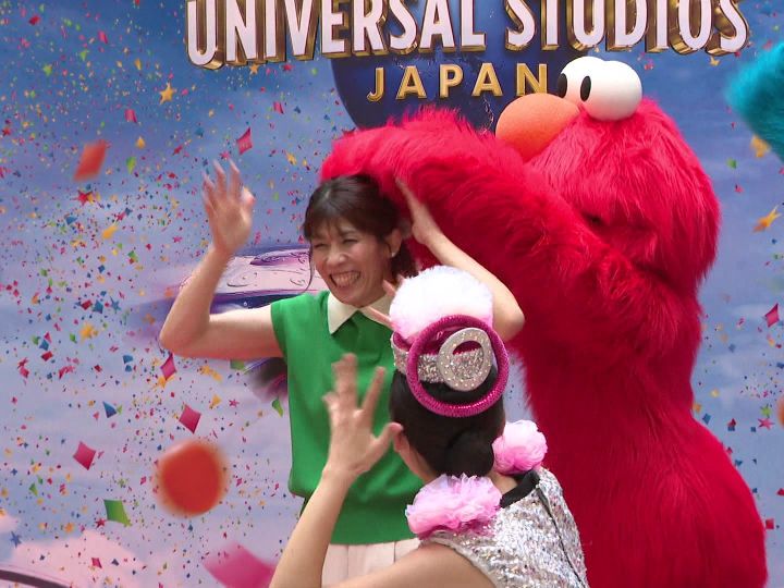 吉田沙保里さん「私もすぐに覚えられた」USJのキャラたちとパークで開催中のダンスを披露 愛知・岡崎市 | 東海テレビNEWS
